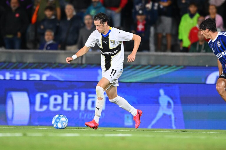 UFFICIALE - Colpo offensivo del Frosinone: ecco Begic dal Parma